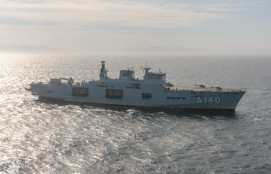 Navio capitânia da Marinha do Brasil chega ao Rio de Janeiro Navio capitânia da Marinha do Brasil chega ao Rio de Janeiro